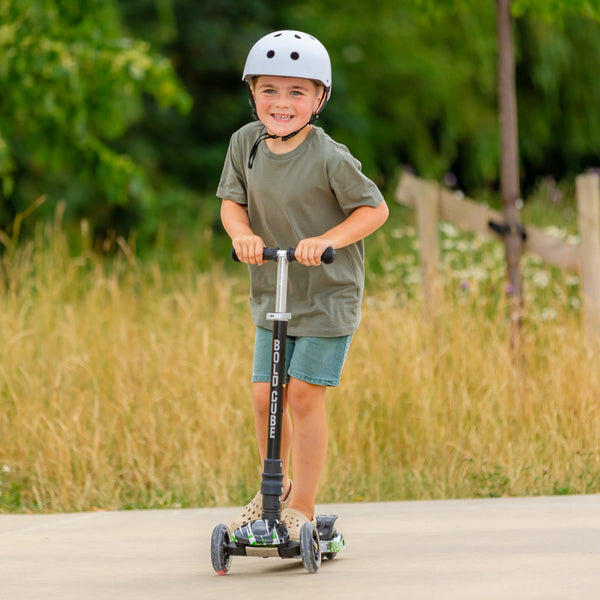 BOLDCUBE Green Kids 3 Wheel Scooter - FREE 48HR UK Delivery & Gift Box ...